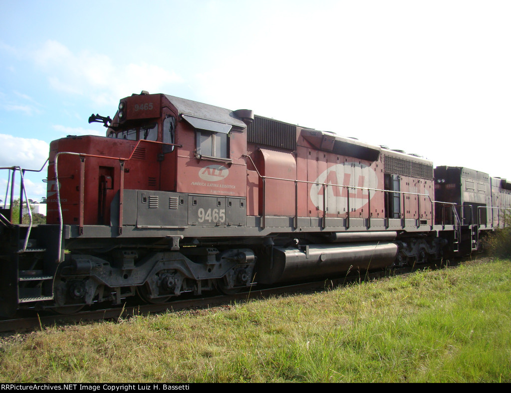 SD40-2 9465